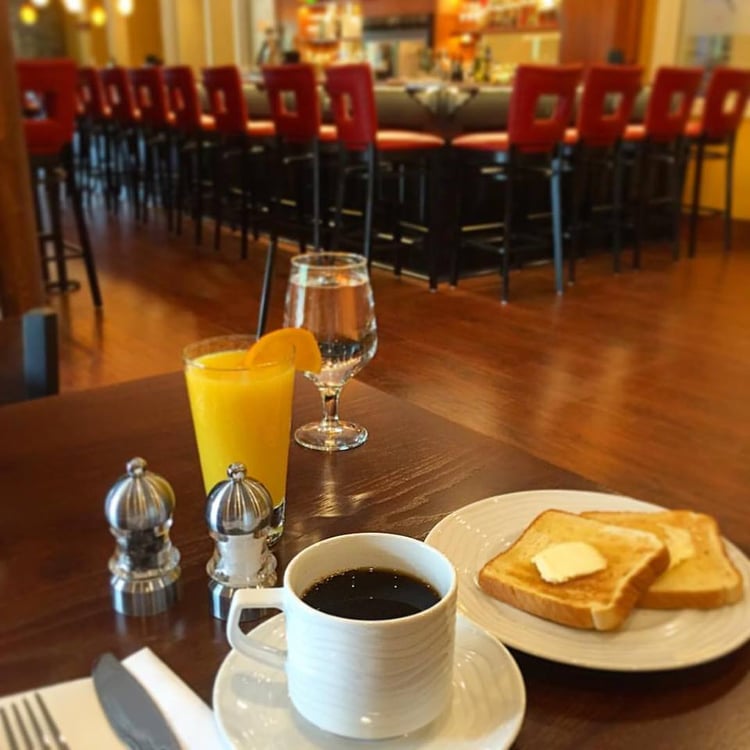 RiverWalk's Guide to Breakfast in Lincoln-Woodstock