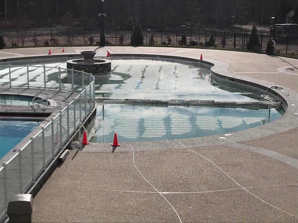 Behind the Scenes: How to turn a swimming pool into a skating rink