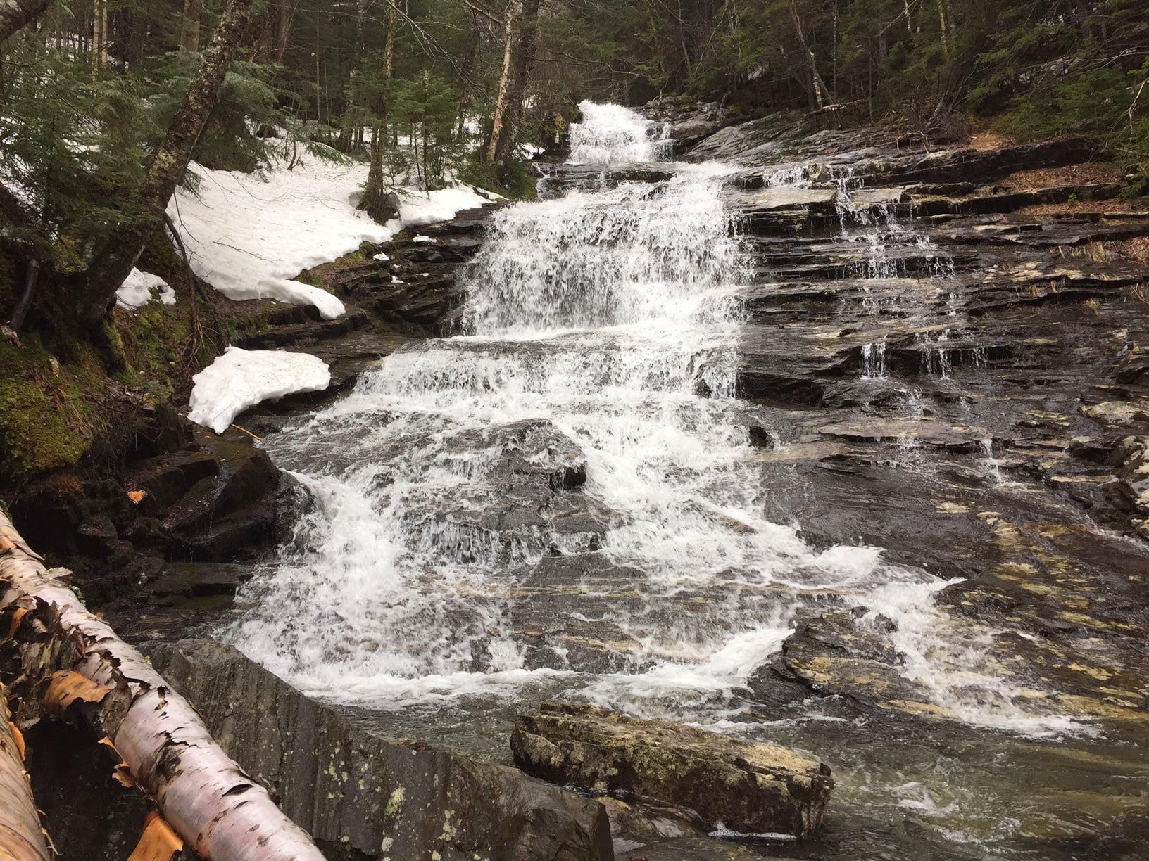 5 Short Spring Hikes to the Best Waterfalls in the White Mountains