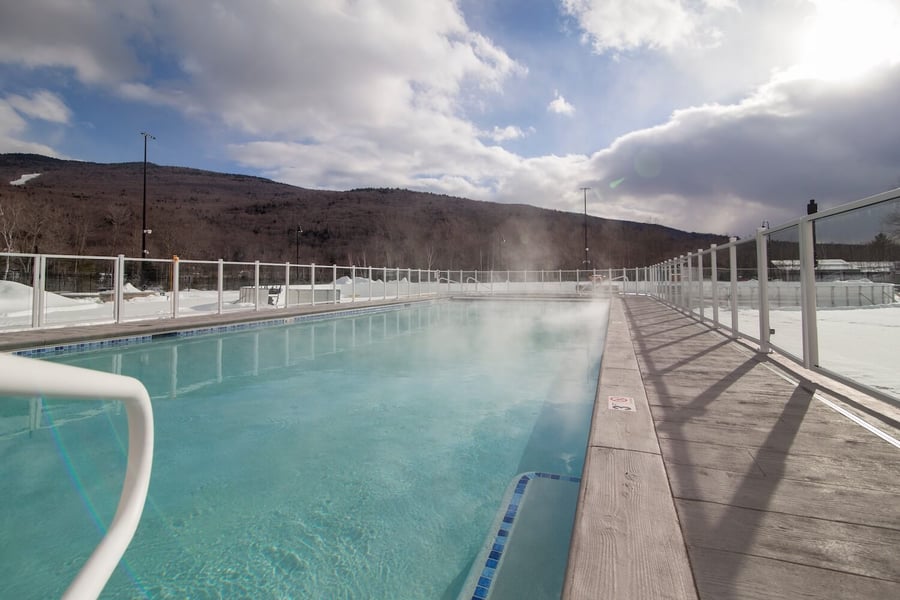 10 Winter Family Activities to Do in The White Mountains